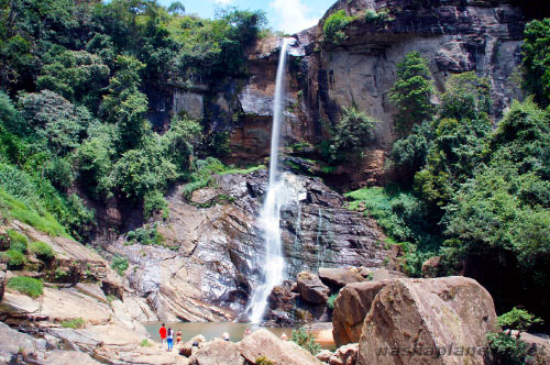 Nuwara Eliya's Ramboda Falls: opening hours, entrance fee, how to get there