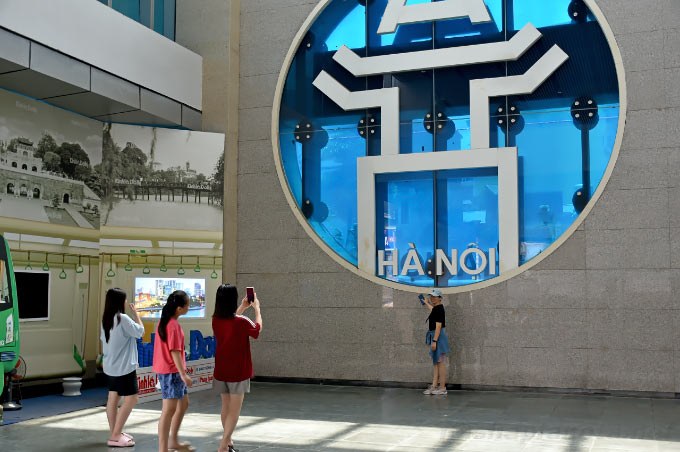 Metro in Hanoi and how to use it: with price and schedule
